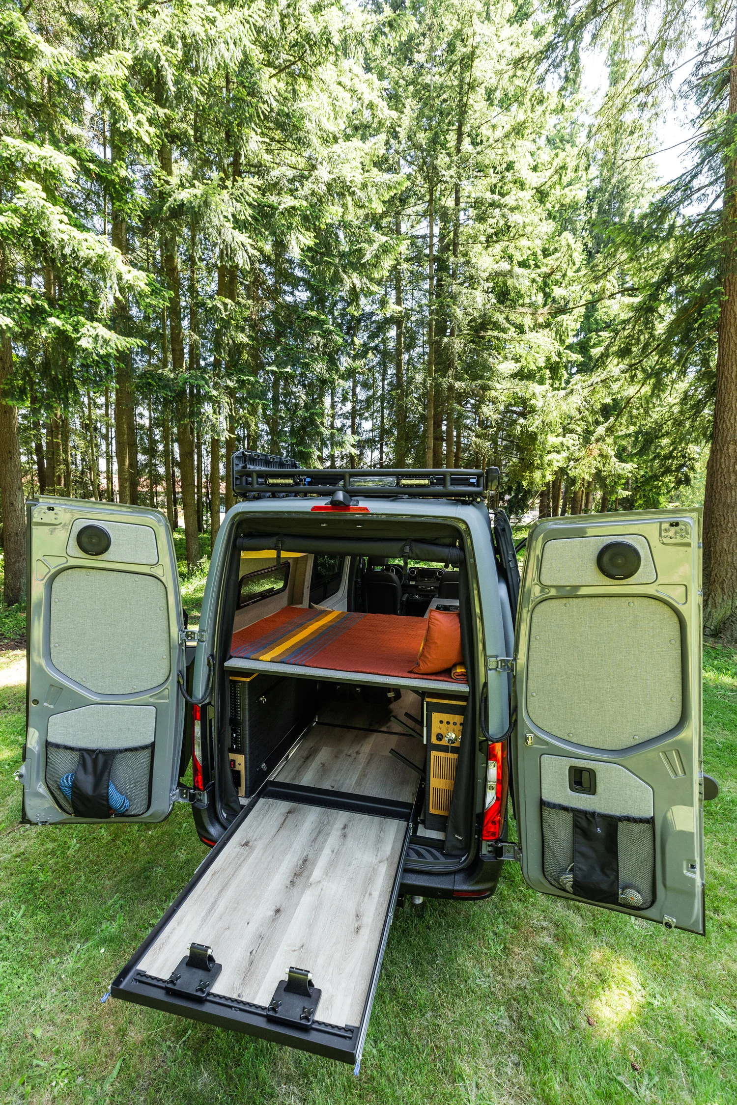 Momentum Vans