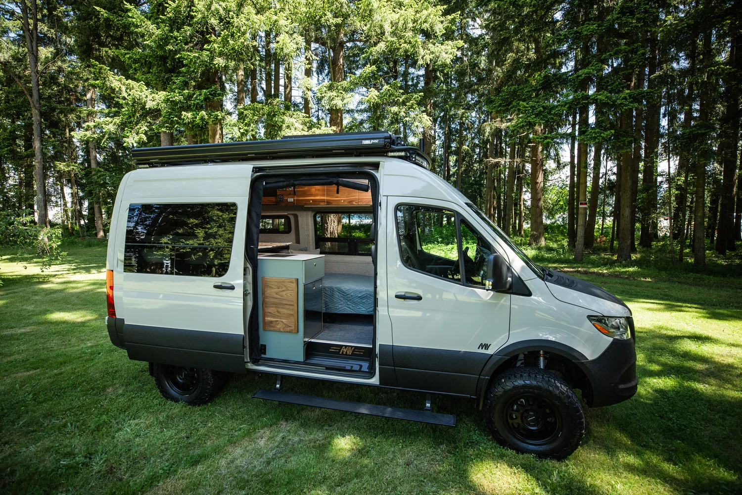 Momentum Vans