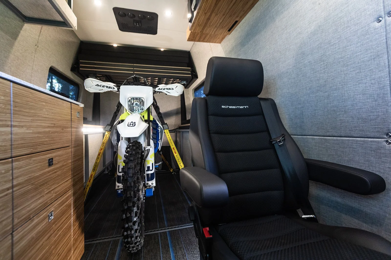 Momentum Vans