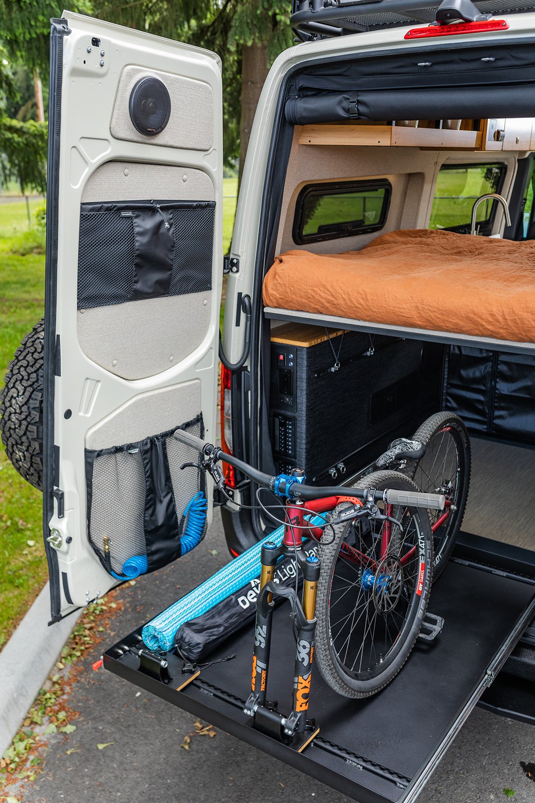 Momentum Vans