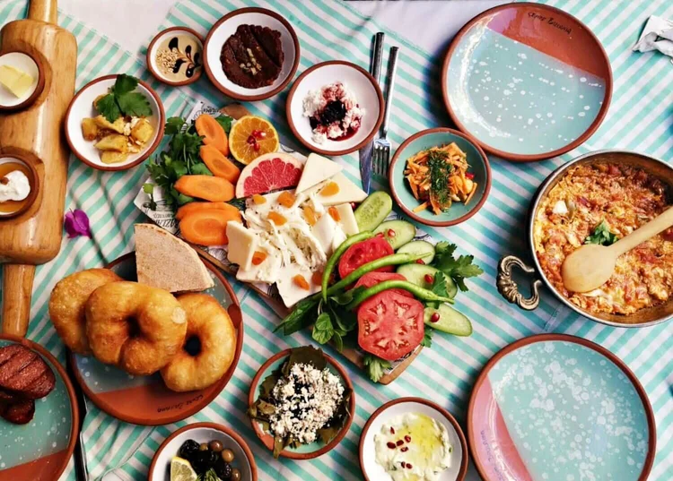 Best Breakfast in Istanbul: 17 Incredible Places to Try — Mog and Dog ...