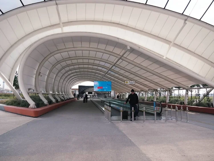 How to get from Istanbul Airport to City Centre — Mog and Dog Travels