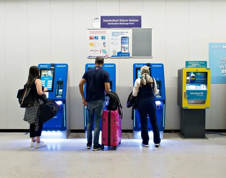 How to Get From SAW Airport to Istanbul City Center (2025) — Mog and ...