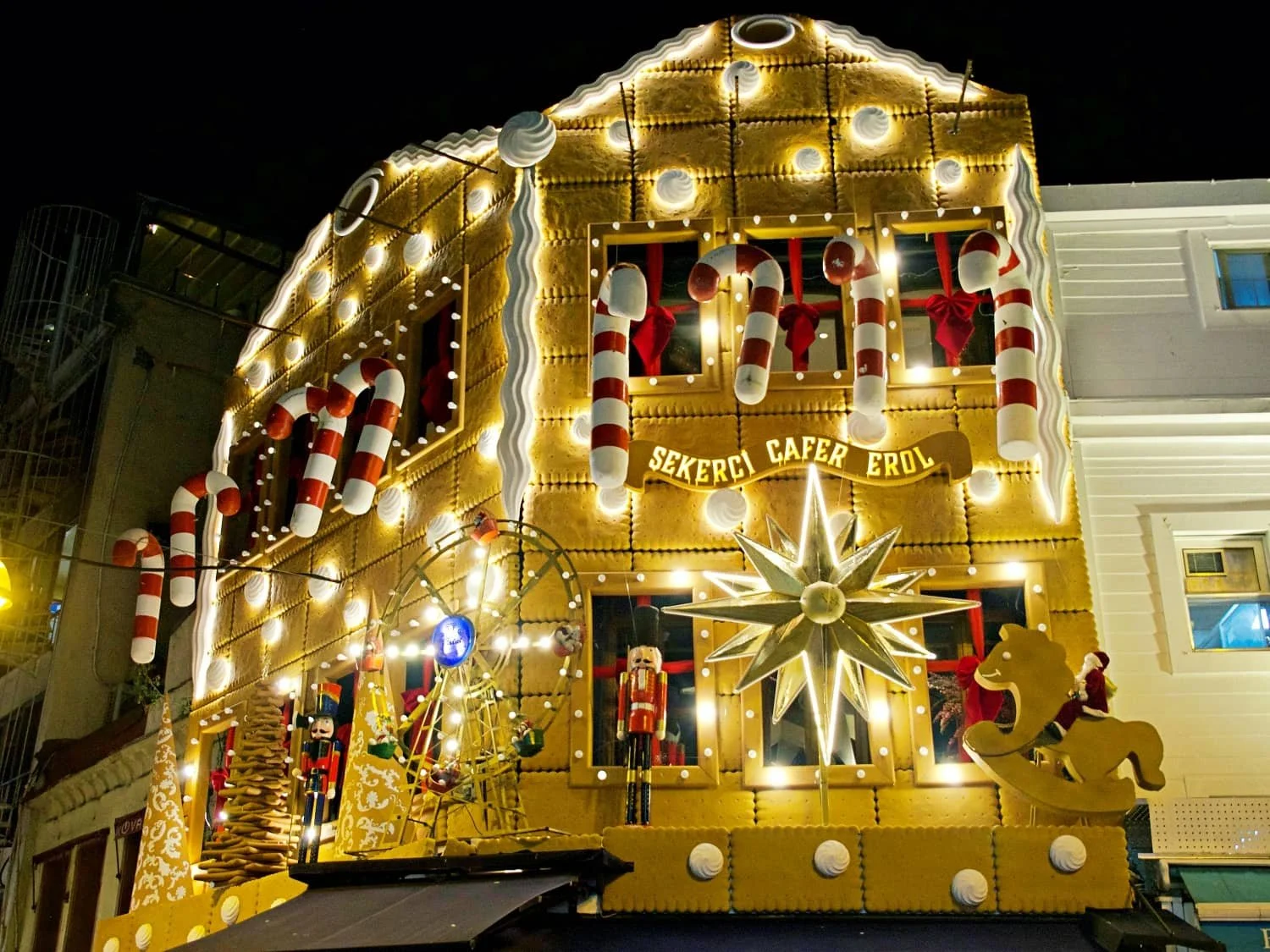 Christmas in Istanbul - All You Need to Know for a Magical Stay — Mog ...