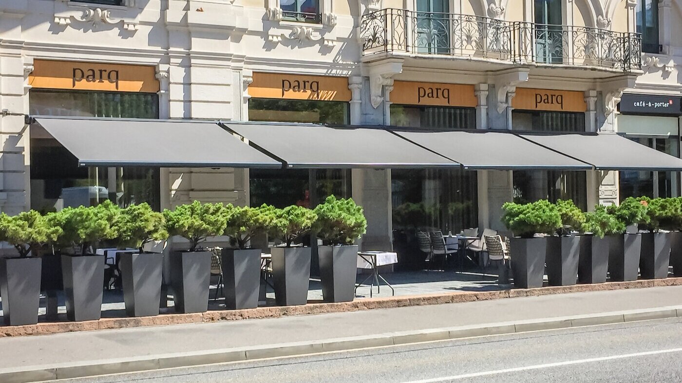 UK experts on outdoor structures, awnings and spaces