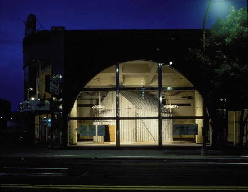 Installations — Mary Lucier