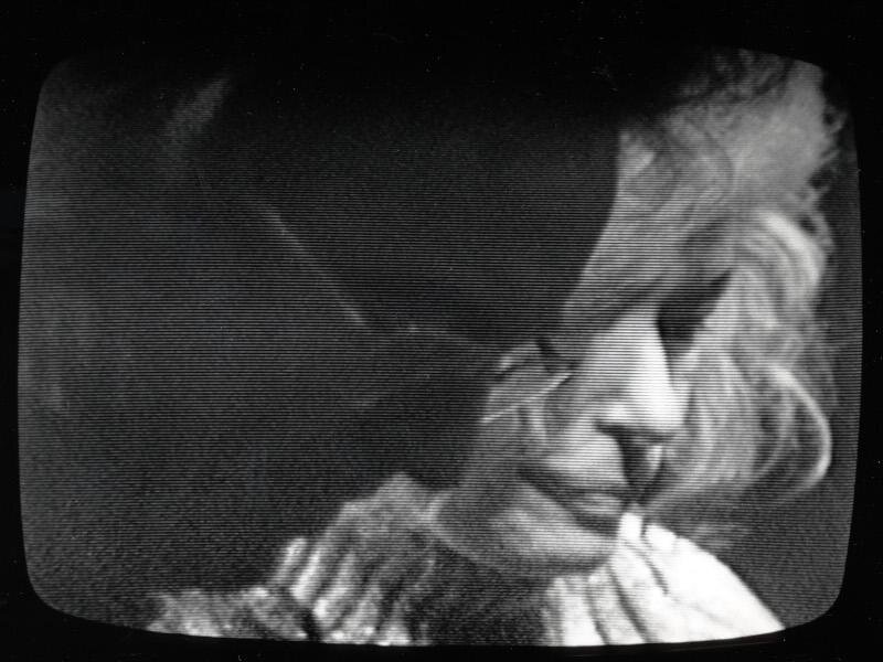 Installations — Mary Lucier