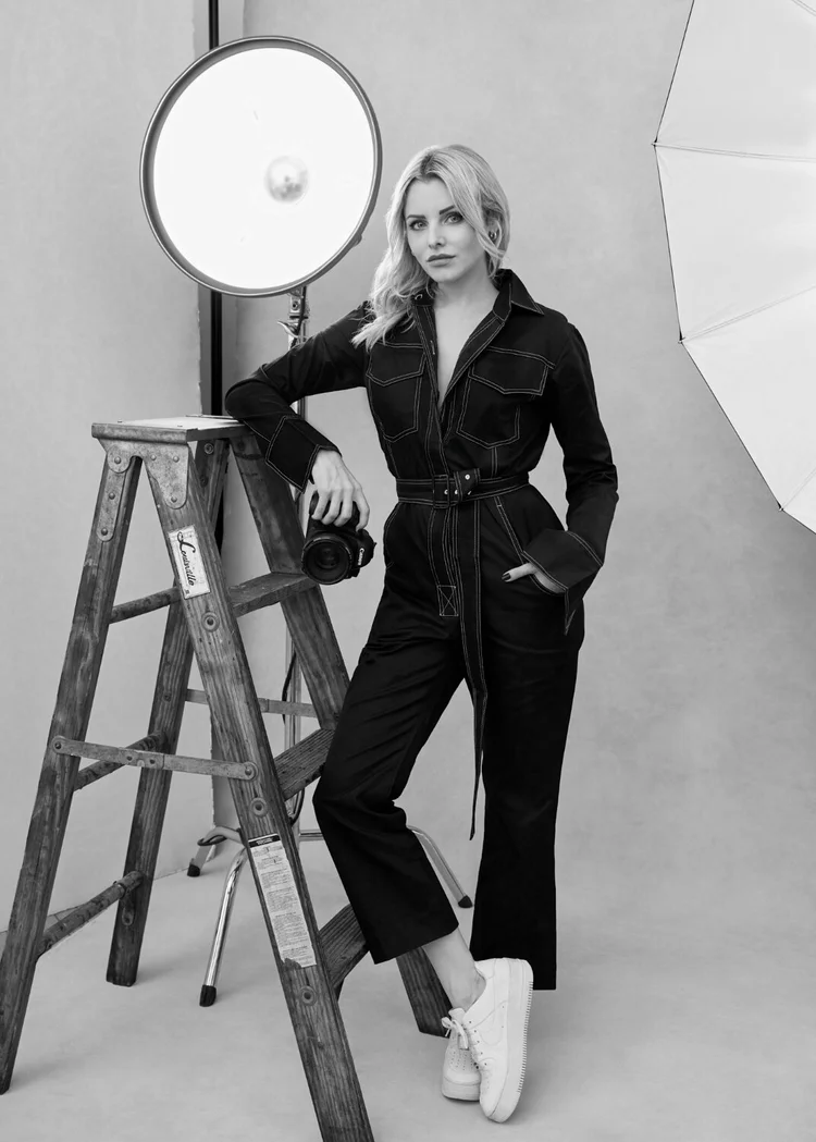 FASHION & BEAUTY PHOTOGRAPHER — Lara Jade