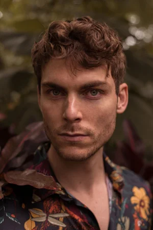 THE VICTOR — The Rakish Gent