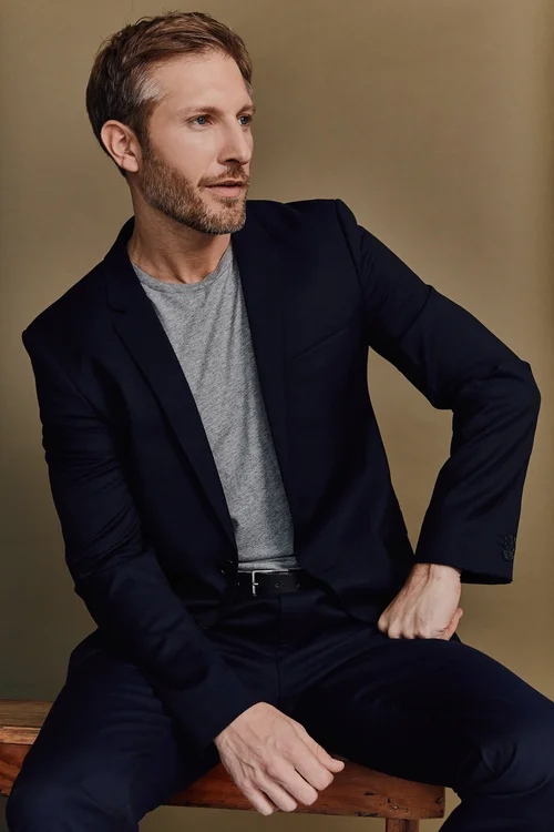 Faces - Hugo — The Rakish Gent