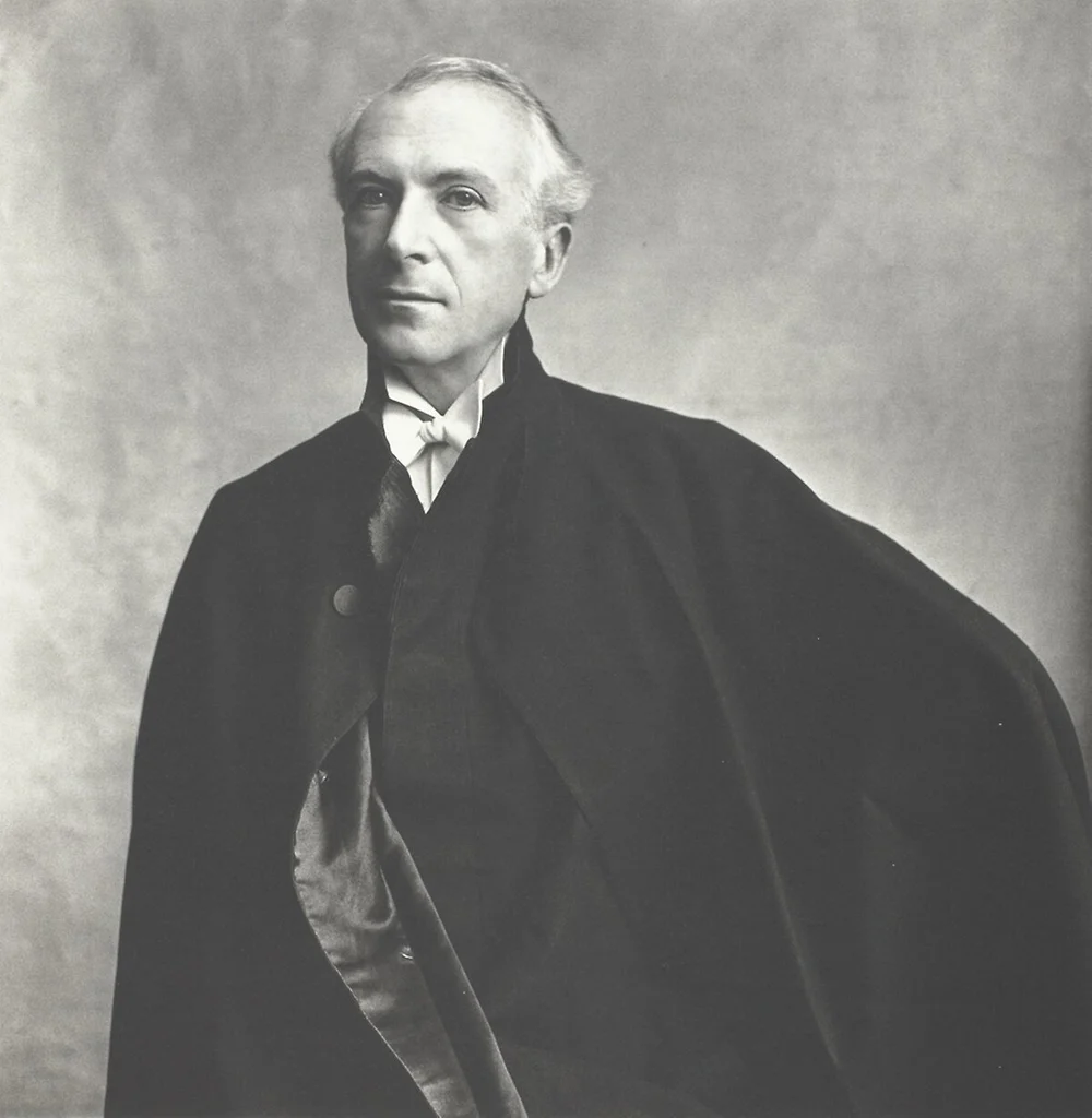 PROFILE: Mr Cecil Beaton — The Rakish Gent