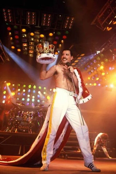 PROFILE: Mr Freddie Mercury — The Rakish Gent