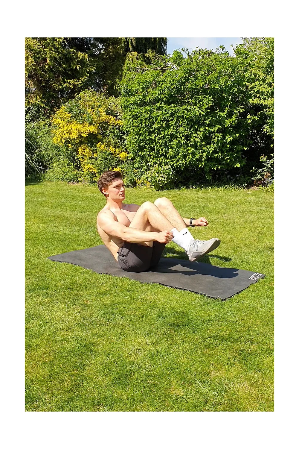 At home abs workout no equipment with personal trainer and model Rory ...