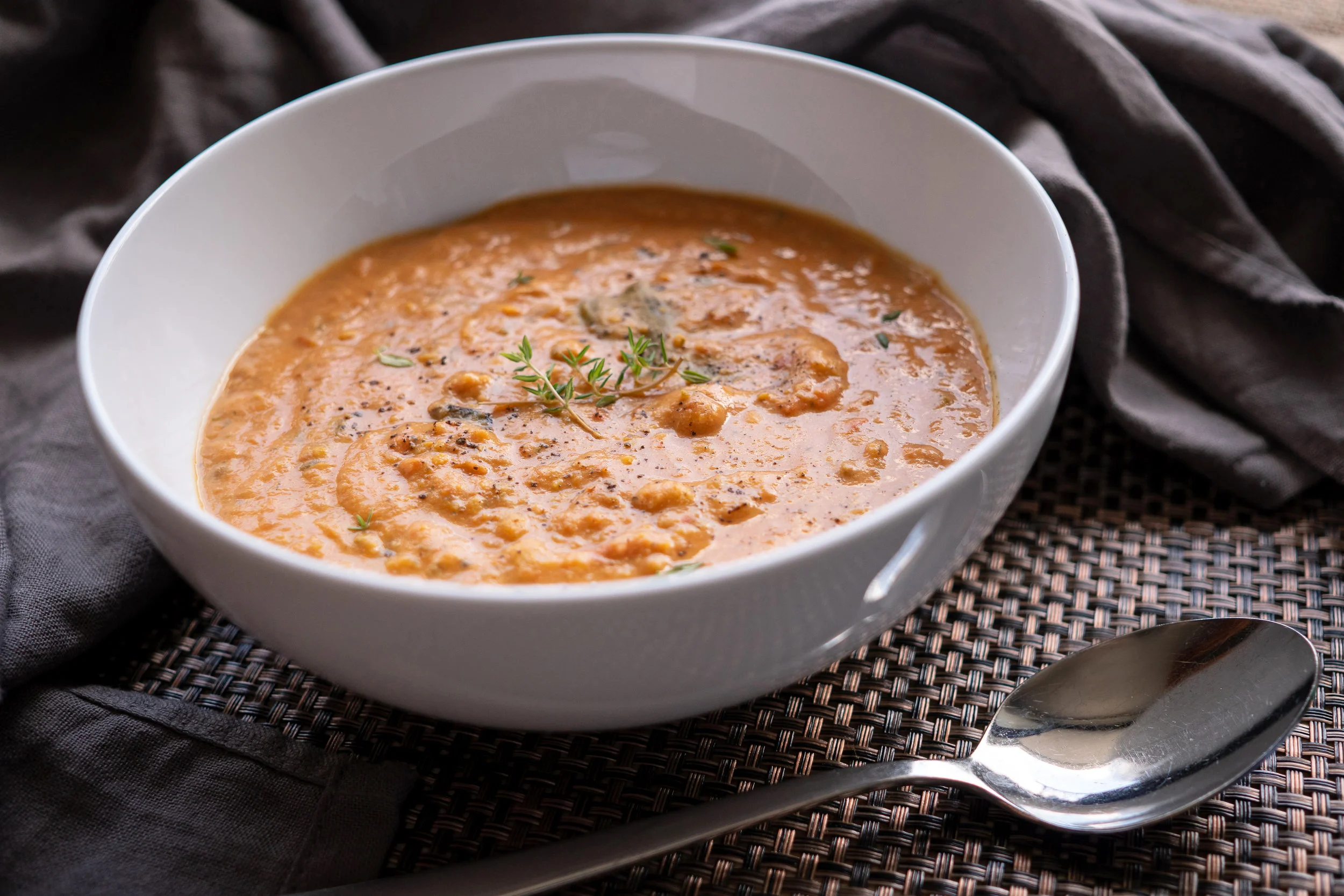 Creamy Tomato Bean Soup — The Yummy Vegan