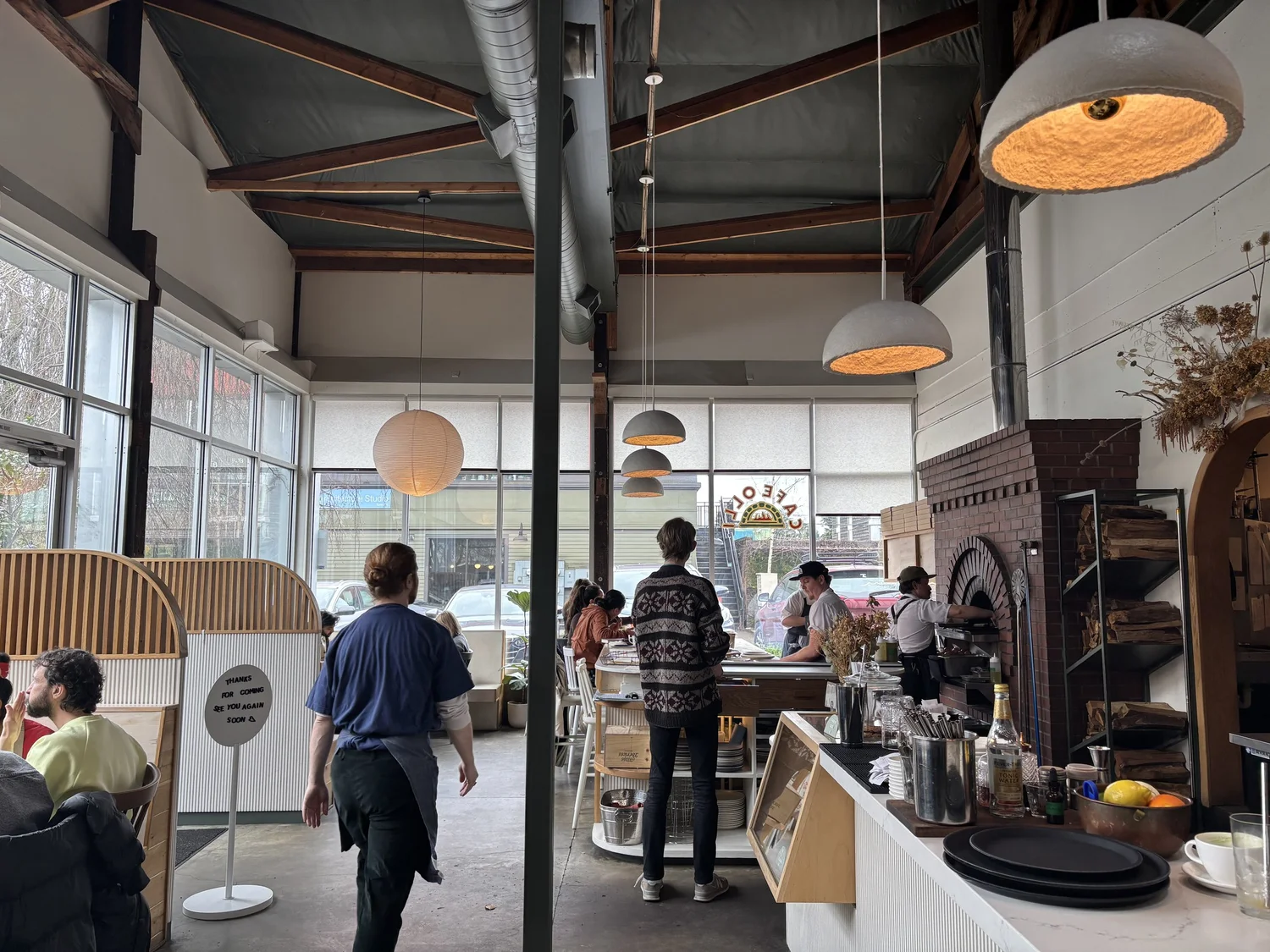 Cafe Olli: Portland — A Girl's Guide to Drinking Alone