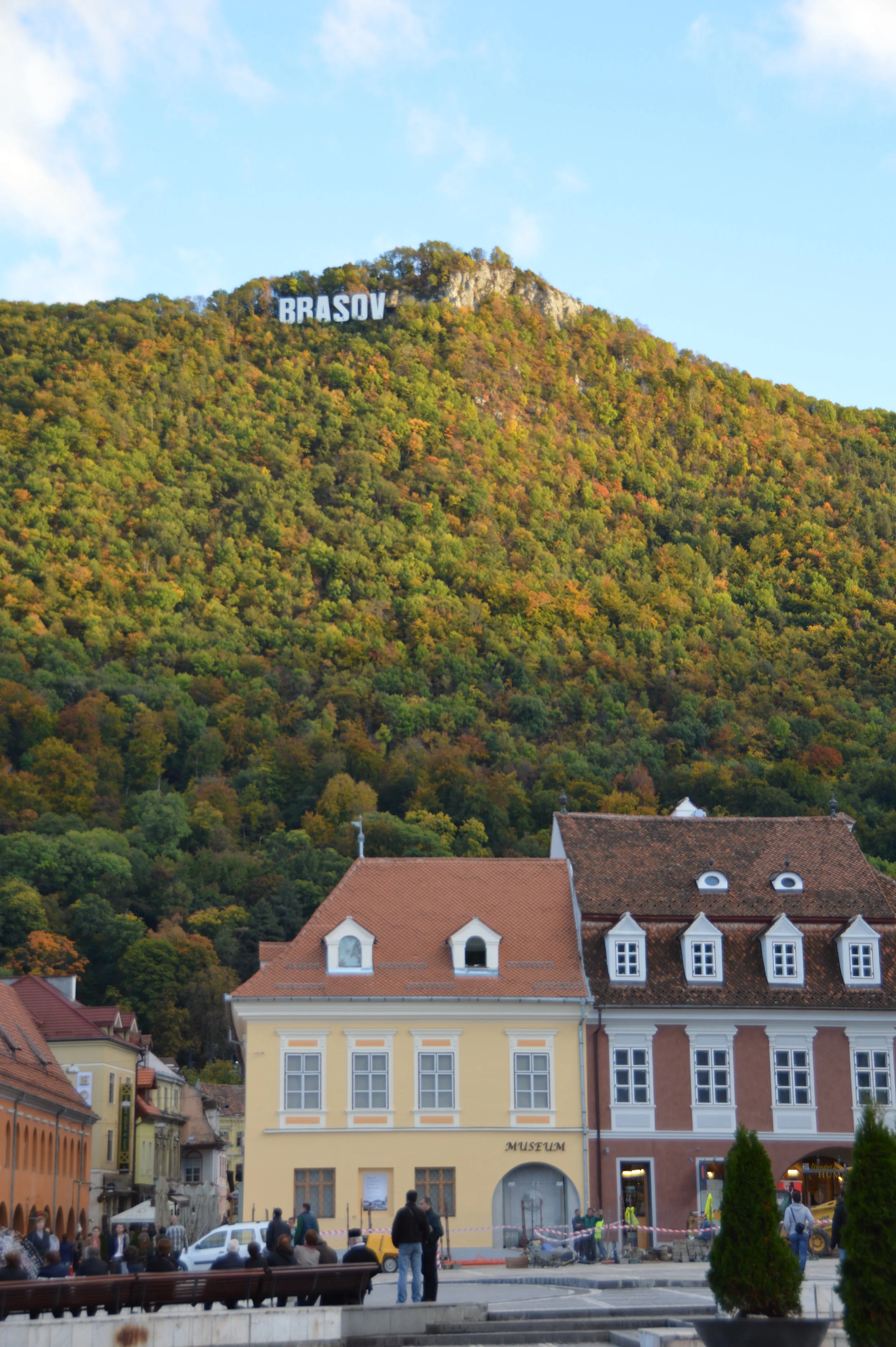 Travel Info & Blog - Yalla Let's Go