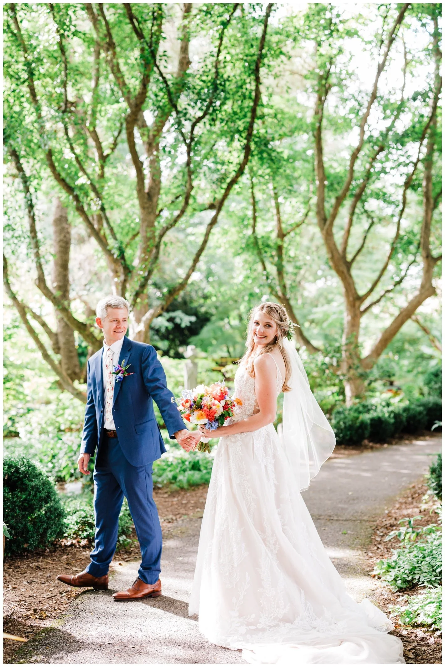 A Hahn Gardens Virginia Tech Wedding - Lisa & Ryan