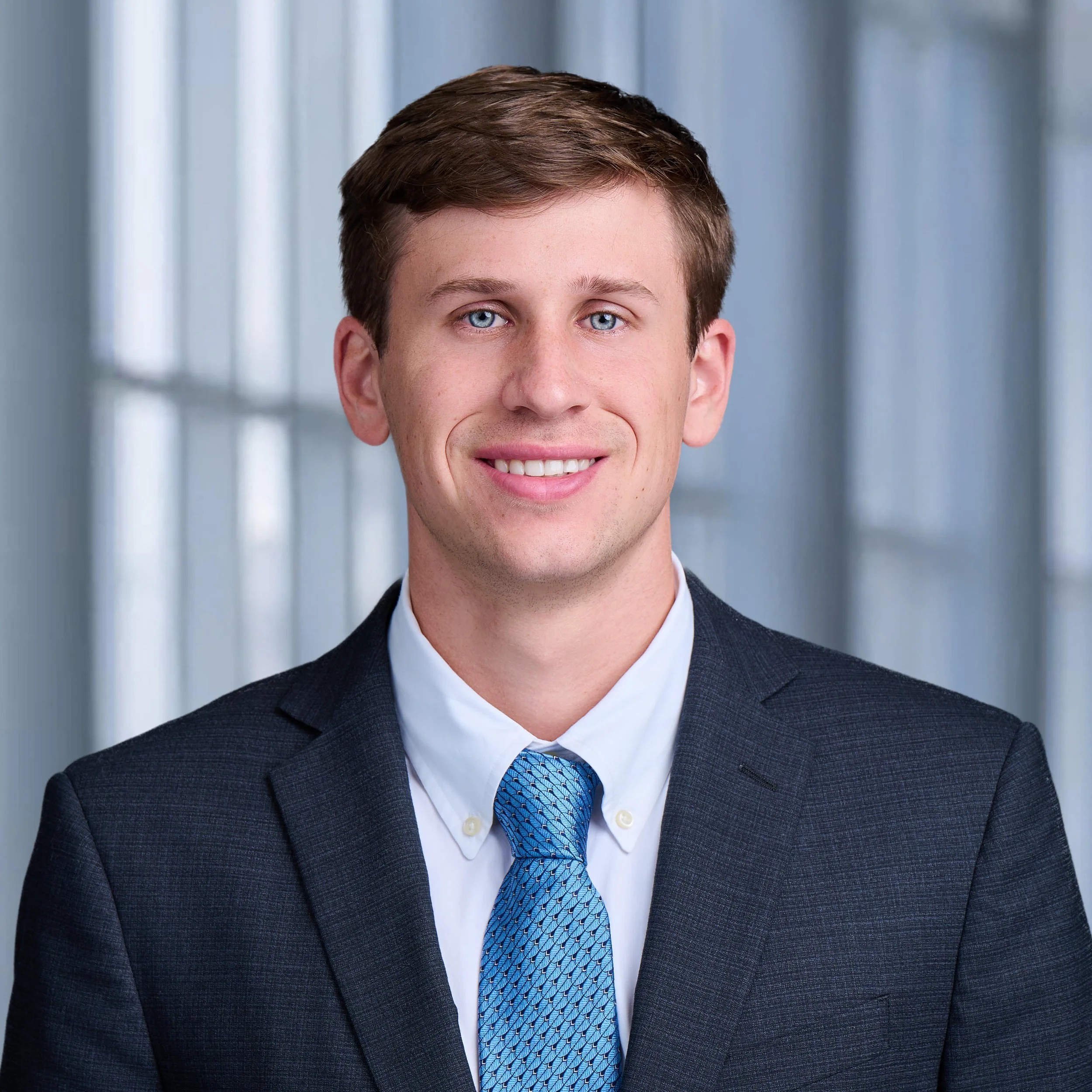 Luke Mabe — Structure Commercial