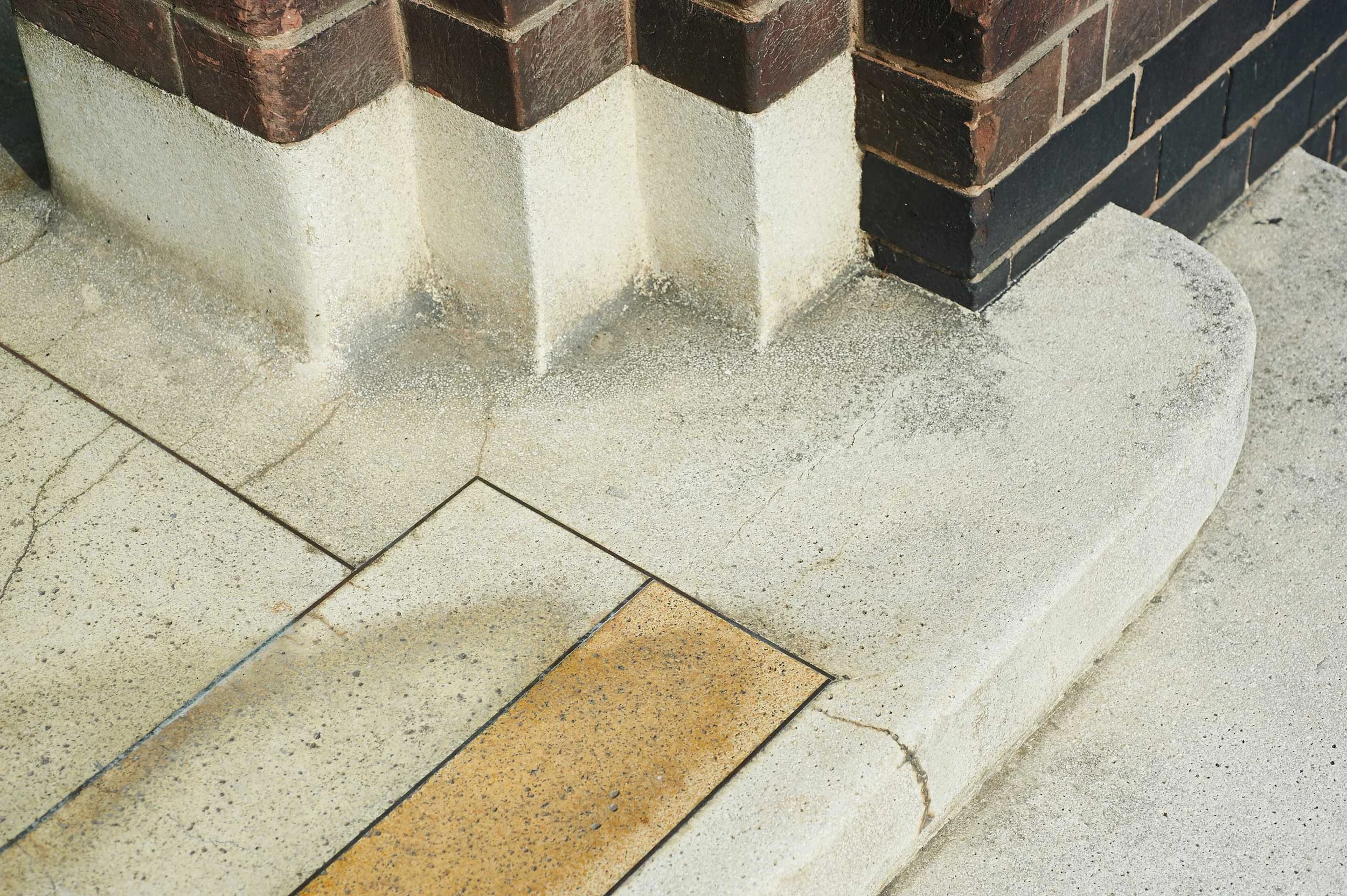 Photo Documentary – The art deco details of Mundella — Meadows Green