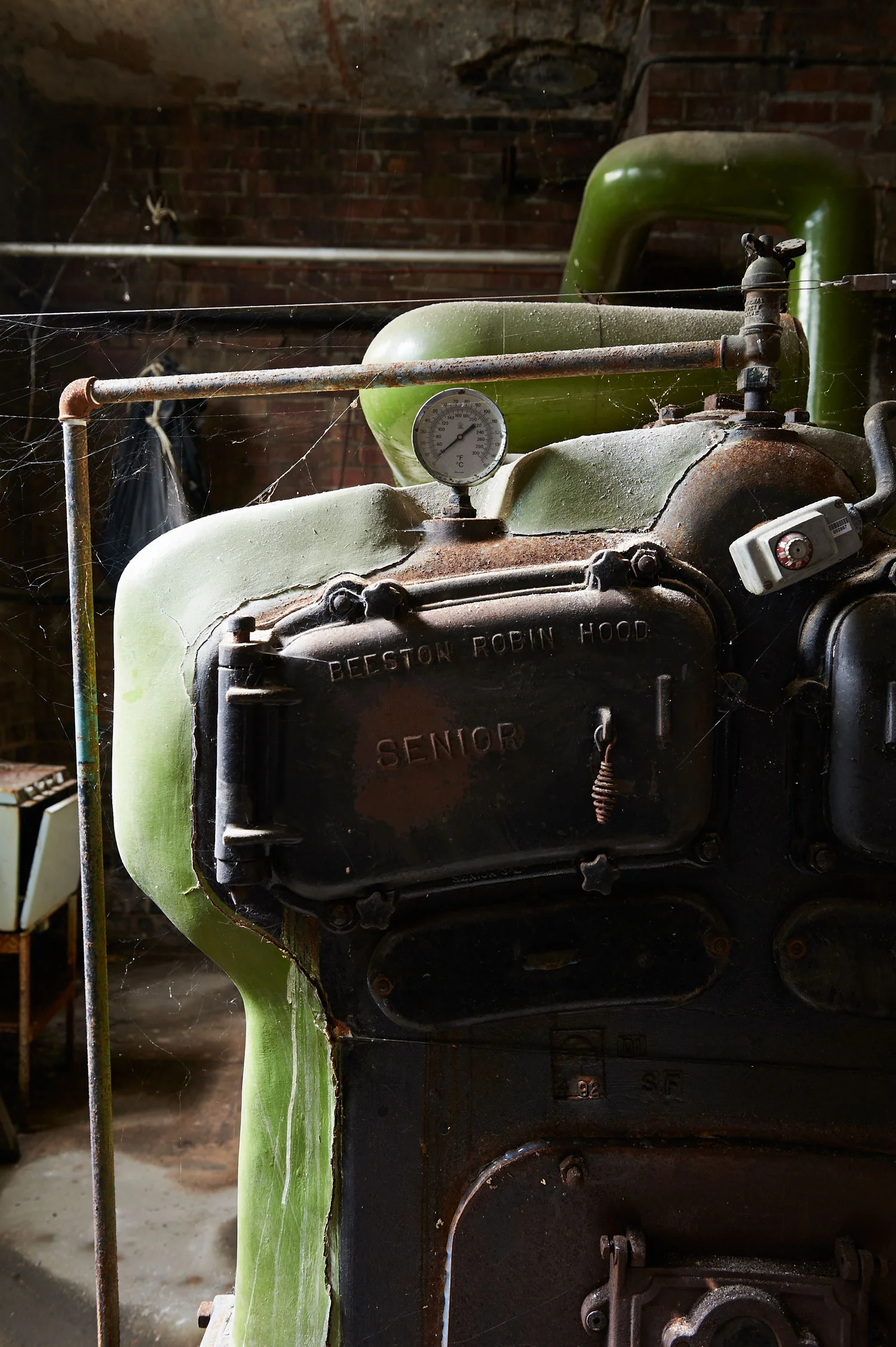 Photo Documentary – The art deco details of Mundella — Meadows Green