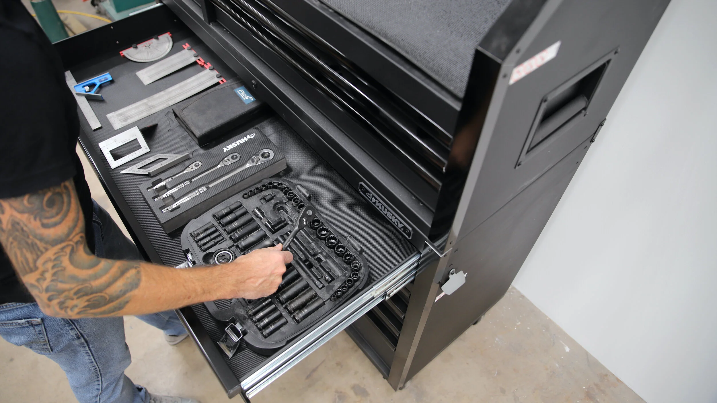 The Ultimate Rolling Tool Cabinet From Husky Tools Jonny Builds
