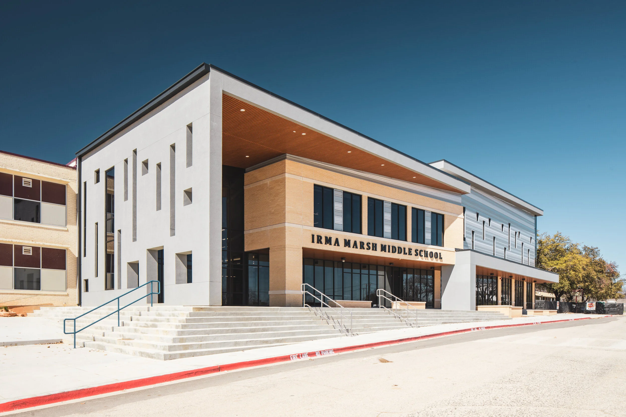 Castleberry ISD Irma Marsh Middle School Exterior Update — WRA ARCHITECTS