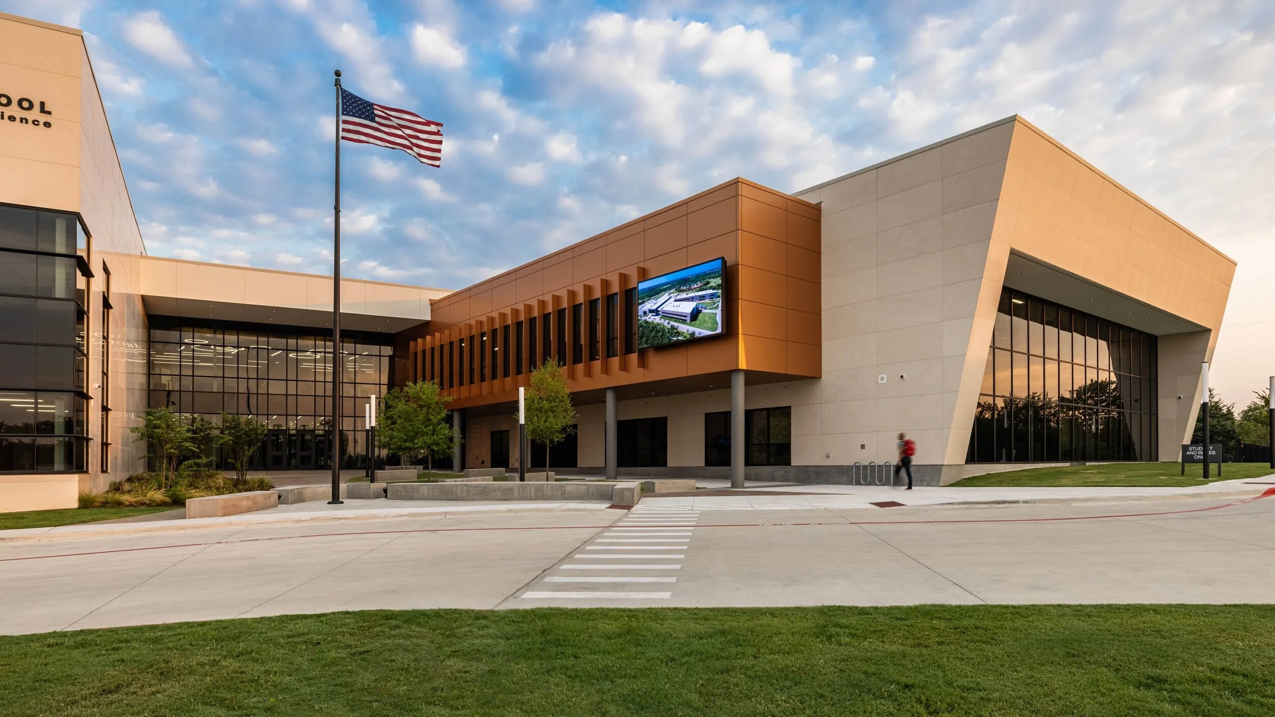 Mesquite ISD Vanguard High School WRA ARCHITECTS Mesquite ISD Vanguard High School WRA ARCHITECTS