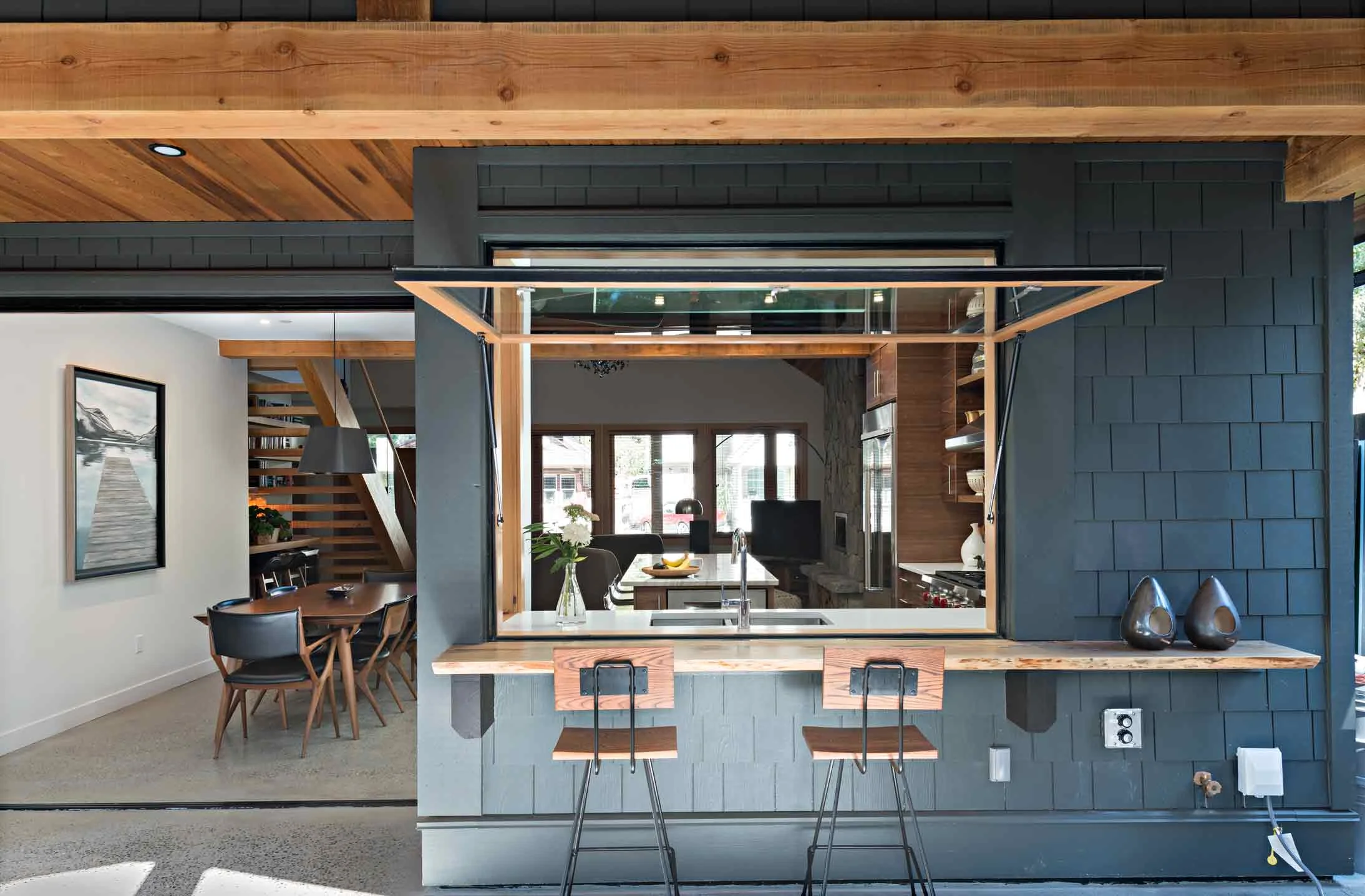 Expanse Pass Through Window System