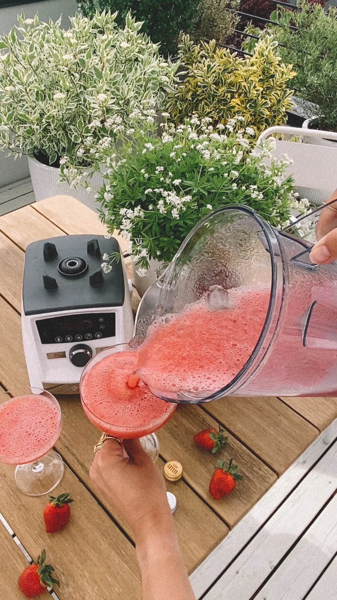 How to Make Frozen Strawberry Rosé — Sarah Christine