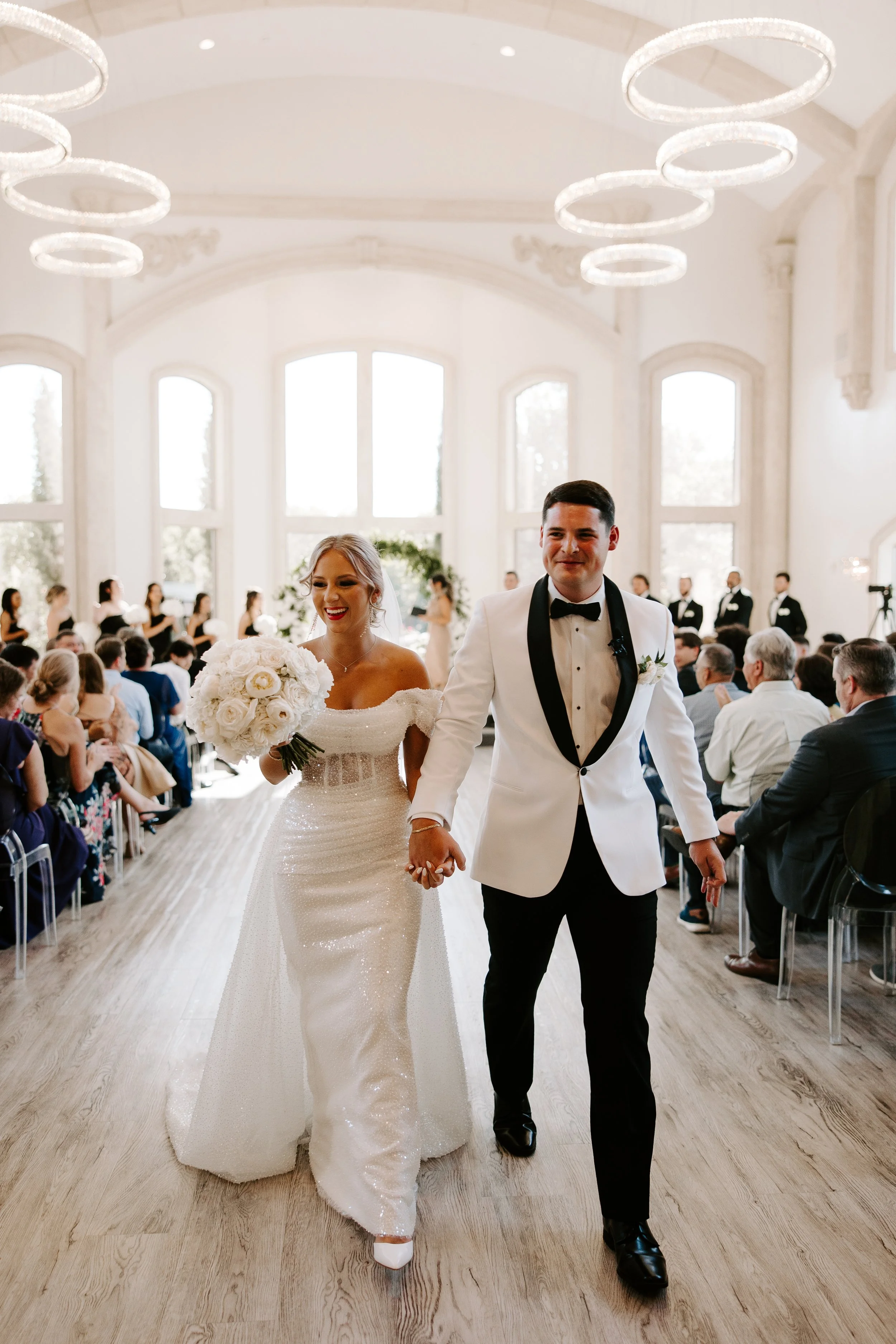 10 Reasons Couples Fall in Love with Knotting Hill Place