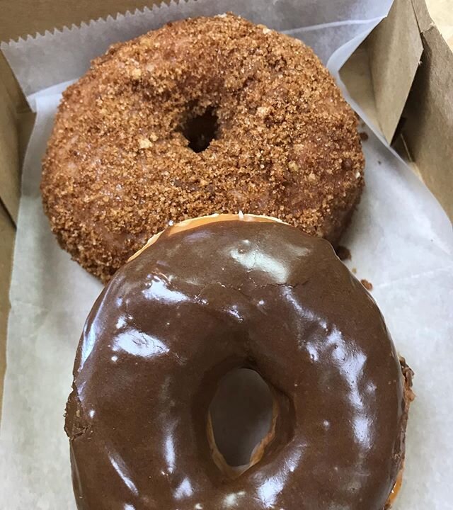 VG Donut & Bakery