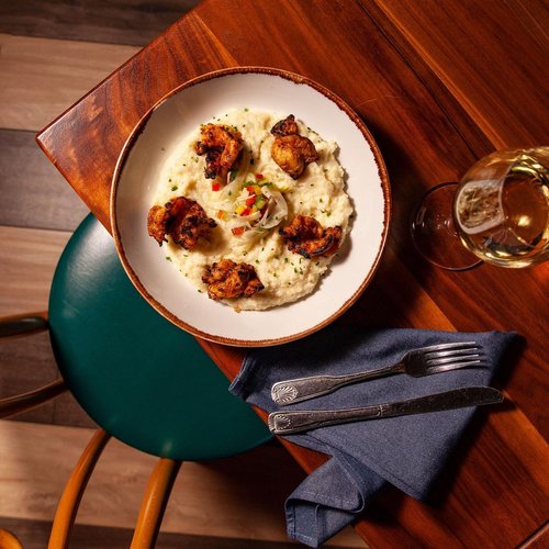 ABOUT — R Bar & Restaurant