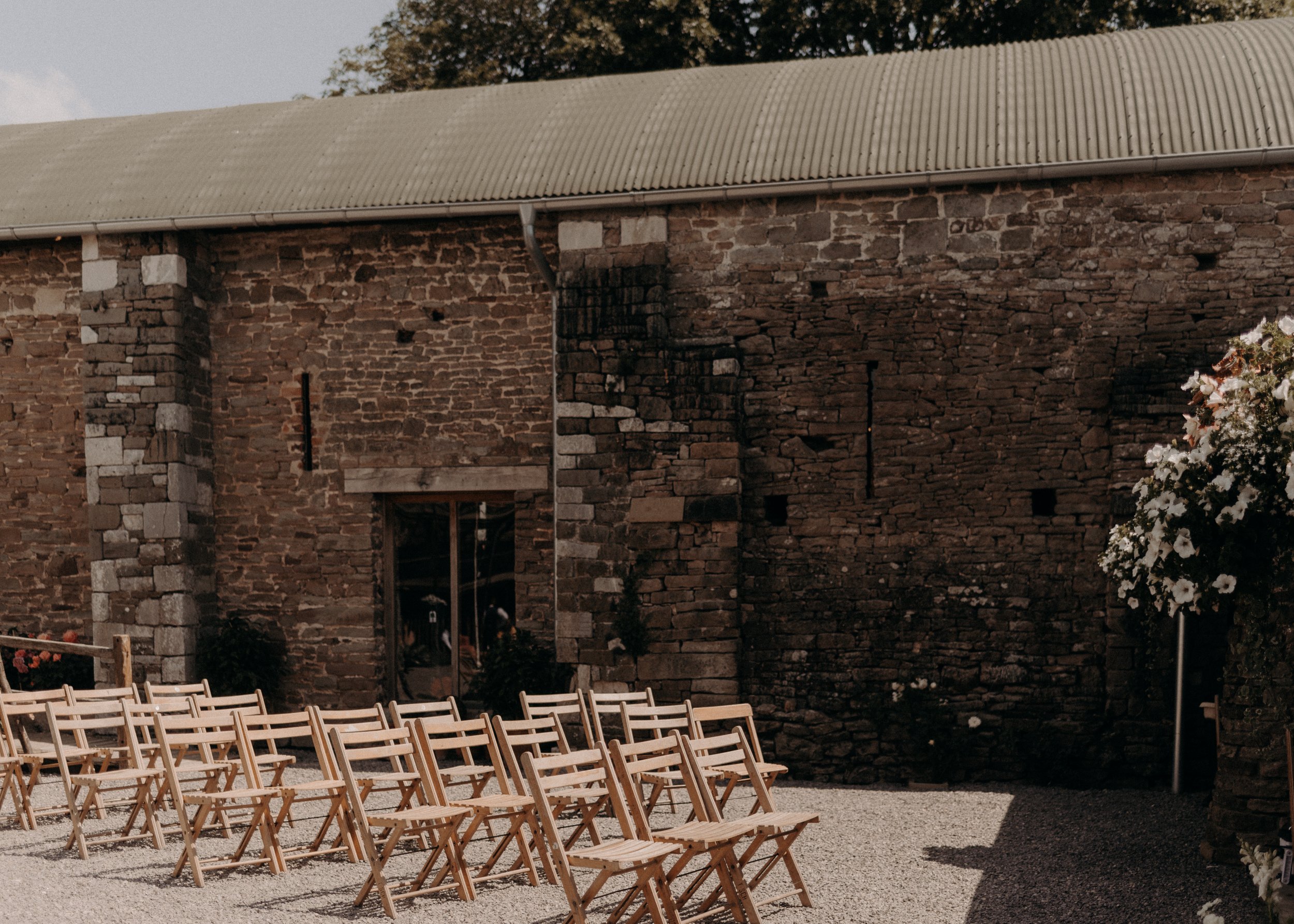 Naas Court Farm | Forest of Dean (Gloucestershire) Barn Wedding Venue