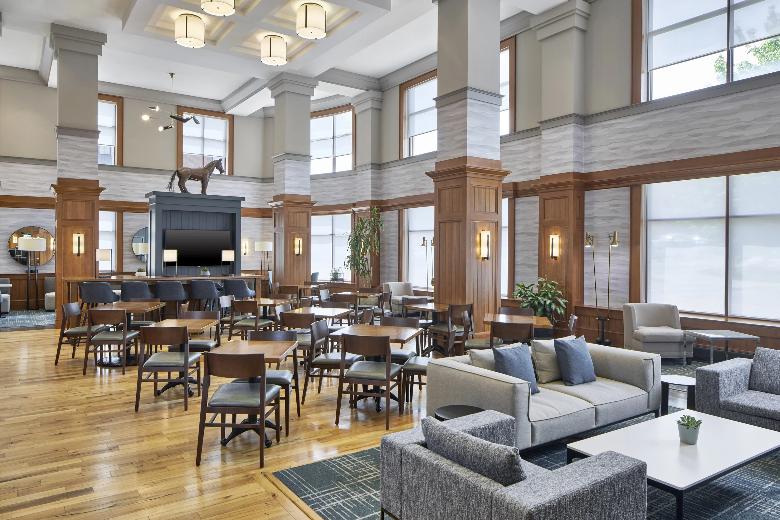 Hampton Inn & Suites Saratoga Springs Downtown — DelMonte Hotel Group