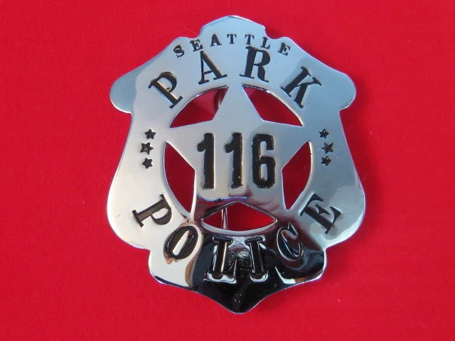 Badges/Insignia — Seattle Metropolitan Police Museum