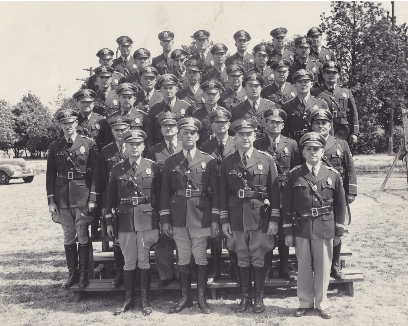 Uniforms/Equipment — Seattle Metropolitan Police Museum