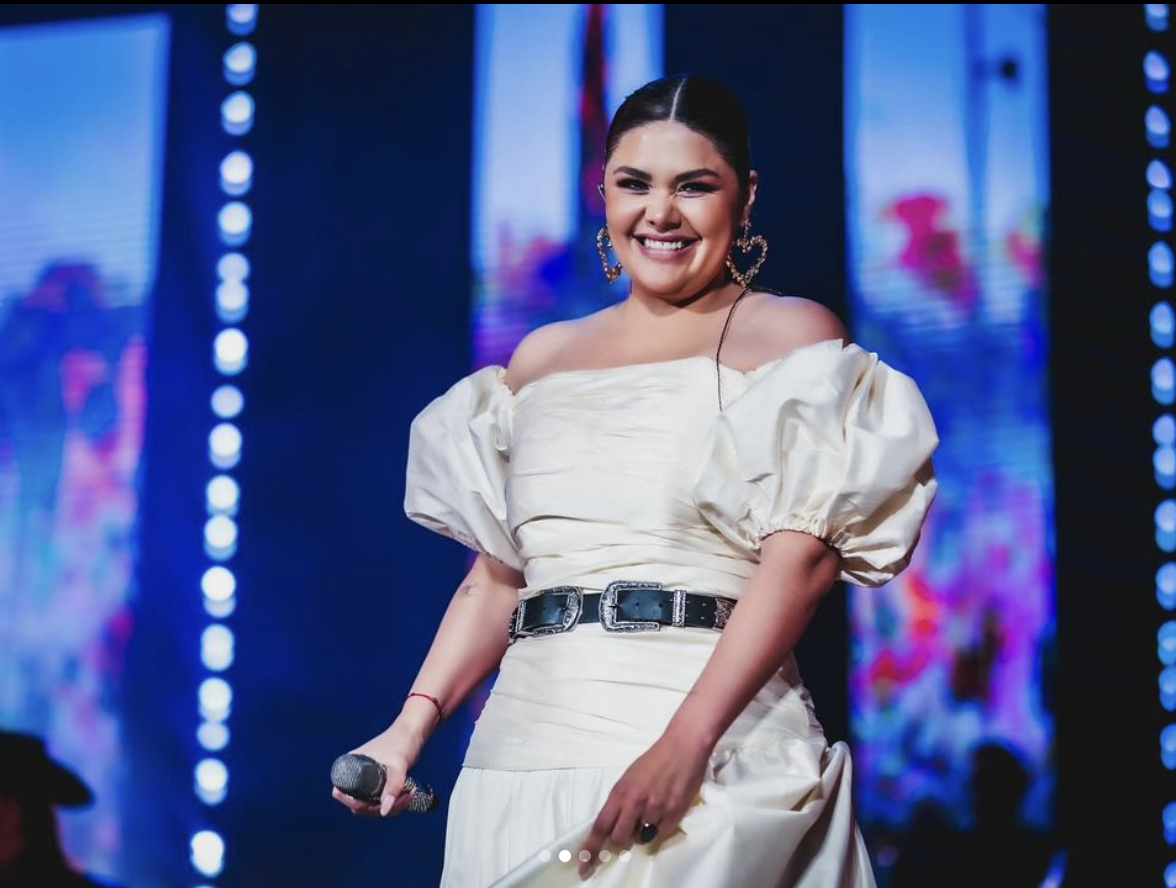 Yuridia triunfa en su cuarta fecha agotada del tour Pa' Luego es Tarde 2024 en el Auditorio ...
