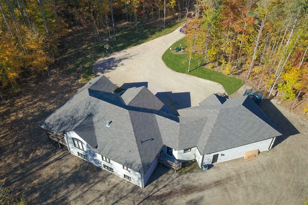 Essa — MILESTONE CUSTOM CONSTRUCTION