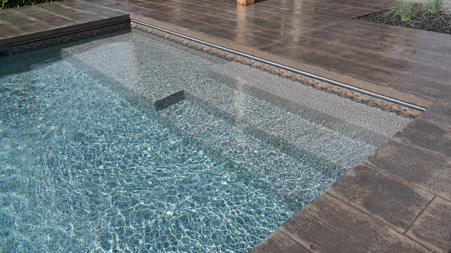 MODERN RECTANGLE INGROUND POOL — PRESTIGE