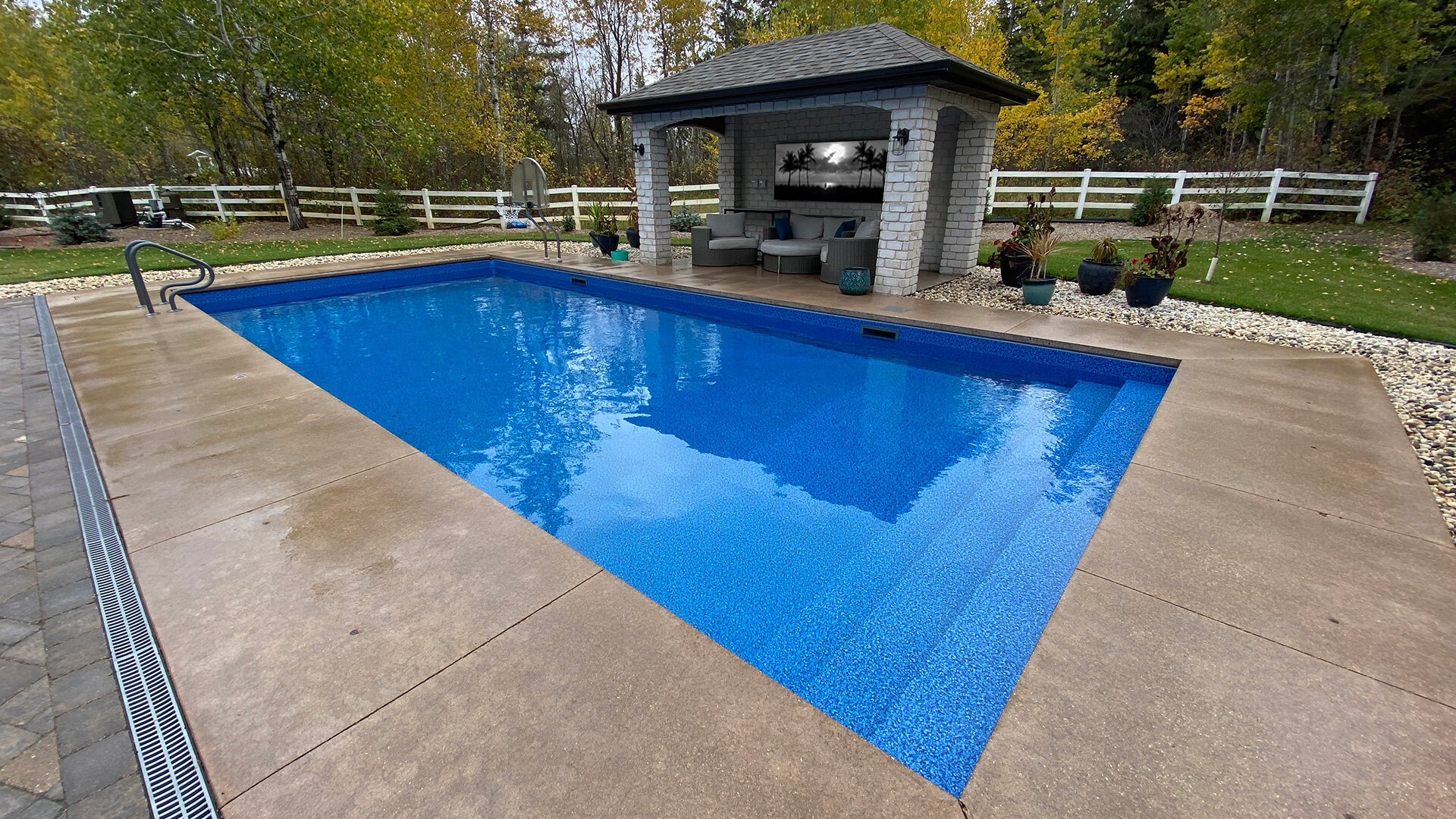 MODERN RECTANGLE INGROUND POOL — PRESTIGE Pools & Spas