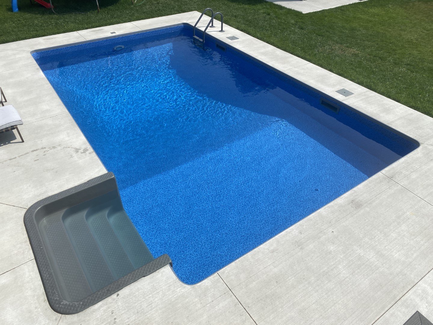 LINER PATTERNS — PRESTIGE Pools & Spas