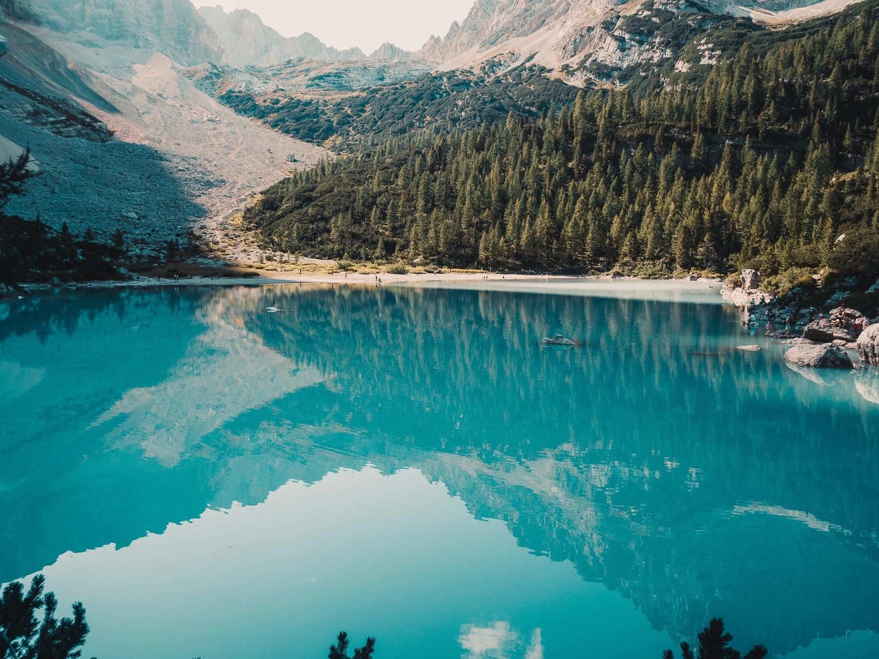 A Complete Guide To Hiking Lago Di Sorapis In The Dolomites | The ...