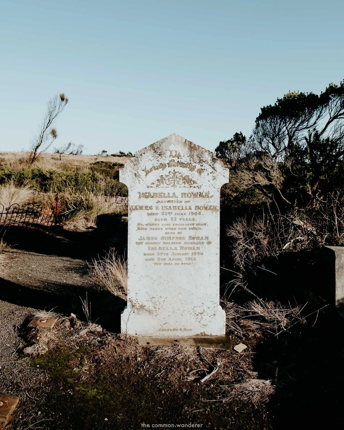 A Guide To The Stunning Loch Ard Gorge, Victoria | The Common Wanderer