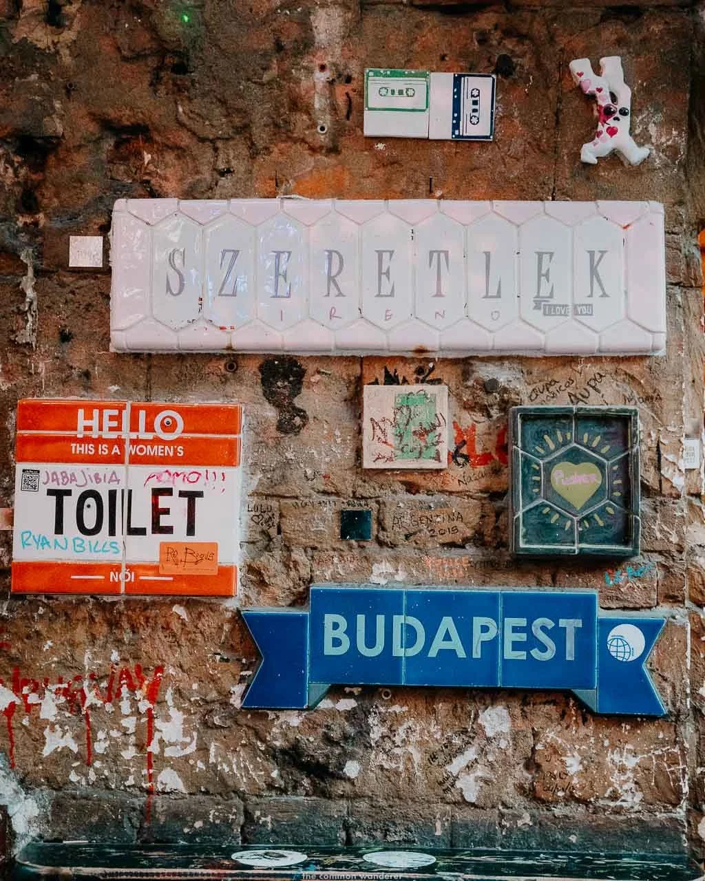 Exploring Budapest's Iconic Ruin Bar, Szimpla Kert | The Common Wanderer