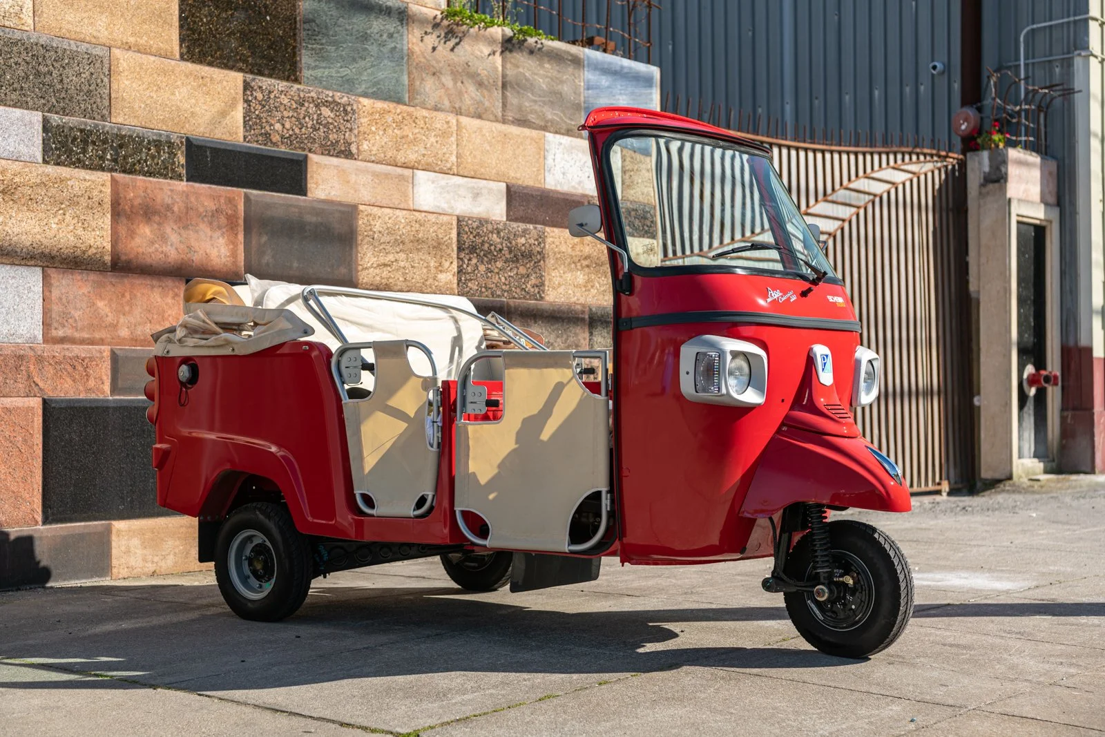 2020 Piaggio APE Calessino ROSSO BM391 — Bello Moto SF