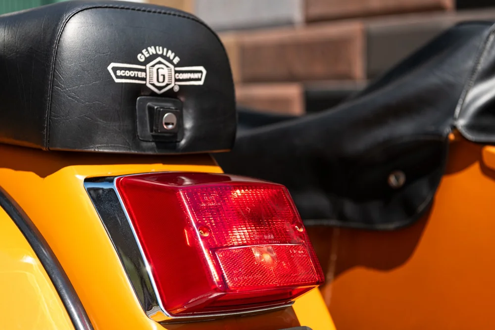 2009 Genuine STELLA 150 & Scooterworks Sidecar BM392 — Bello Moto SF