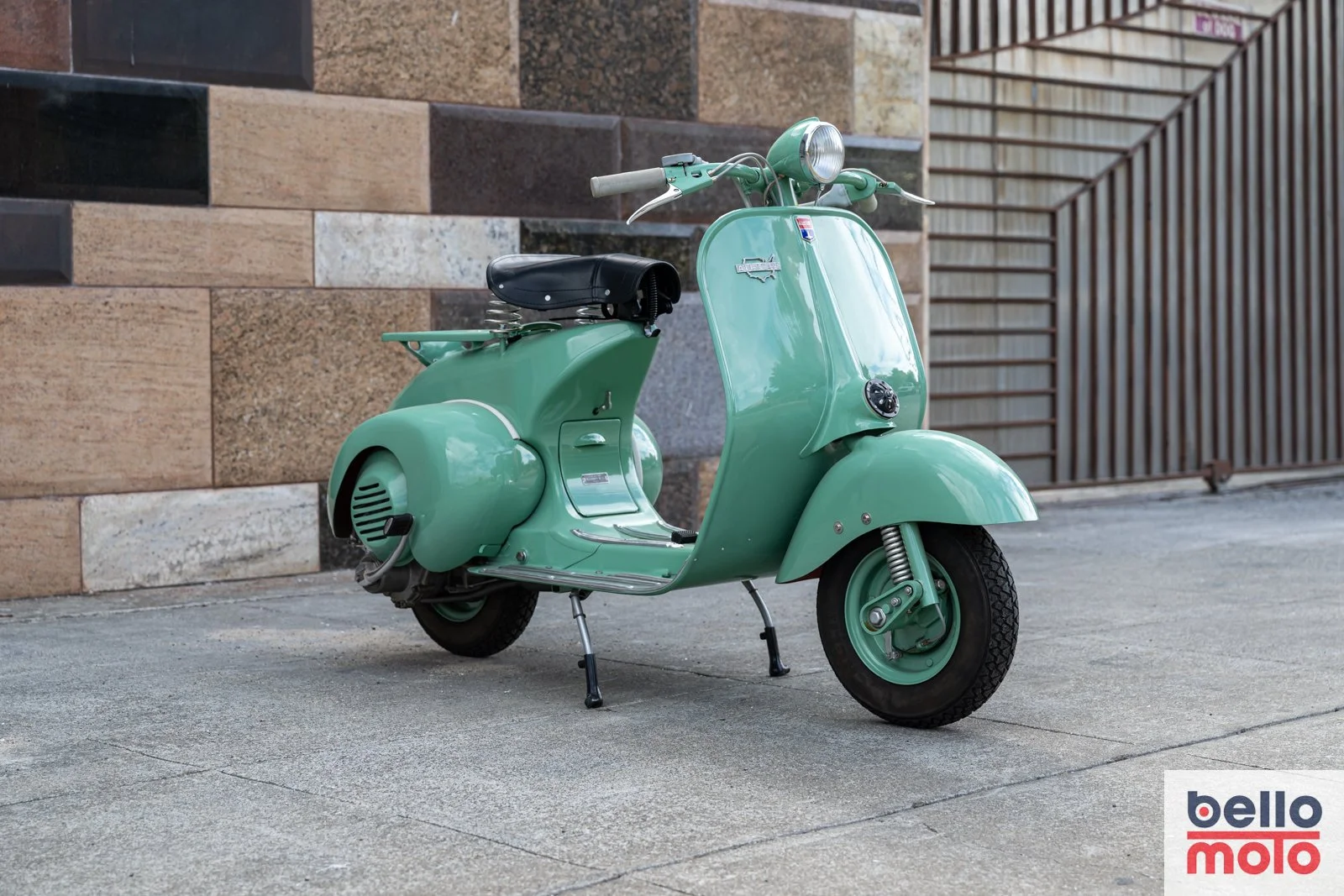 1951 Vespa Faro Basso V30 BM408 — Bello Moto SF