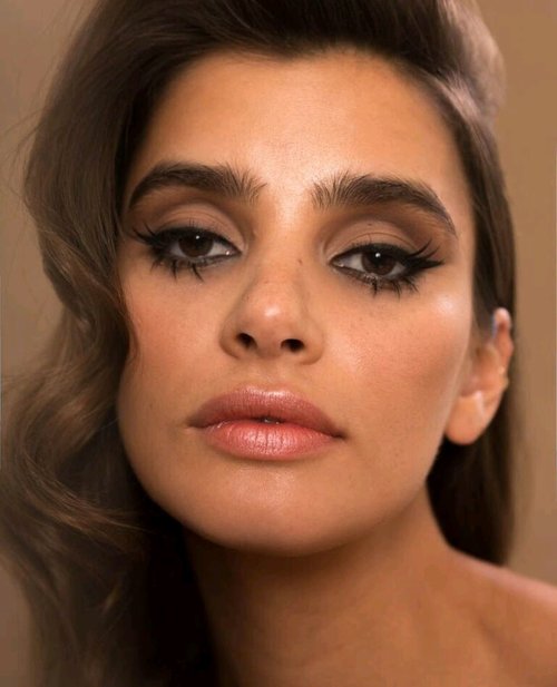 Brooke Shields Makeup Tutorial | Saubhaya Makeup