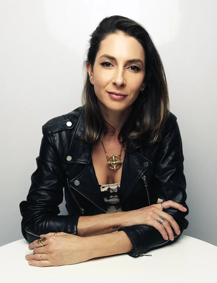 About — Erica Simone