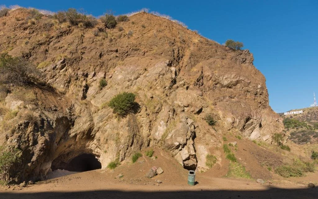 Hollywood Sign & Bronson Caves w/ Jessica Cantiello {Writing} — Peaks & Professors